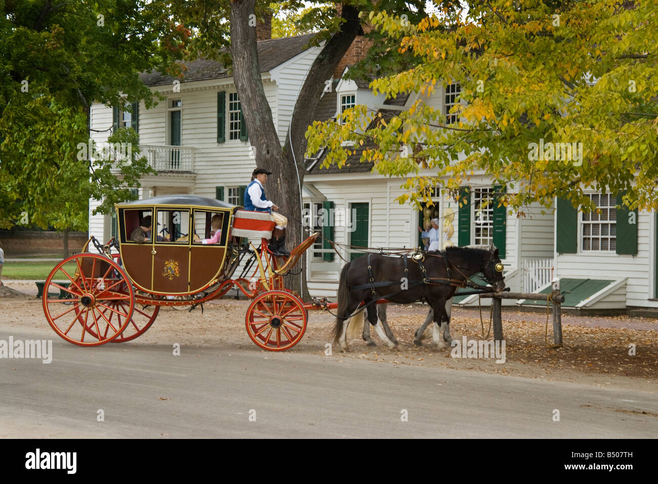 Horse drawn carriage in Colonial Williamsburg Stock Photo - Alamy