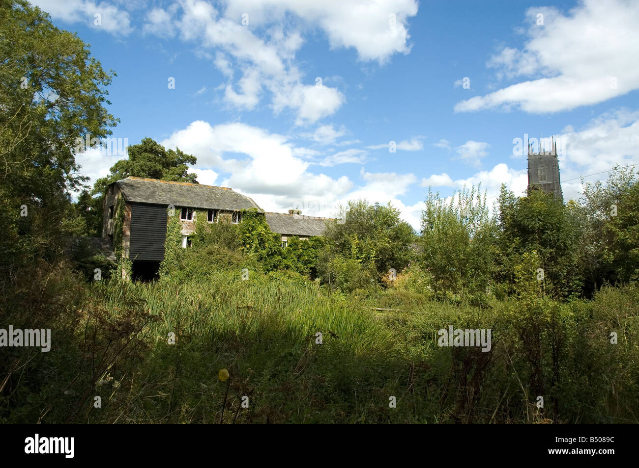 Water powered grain mill hi-res stock photography and images - Alamy