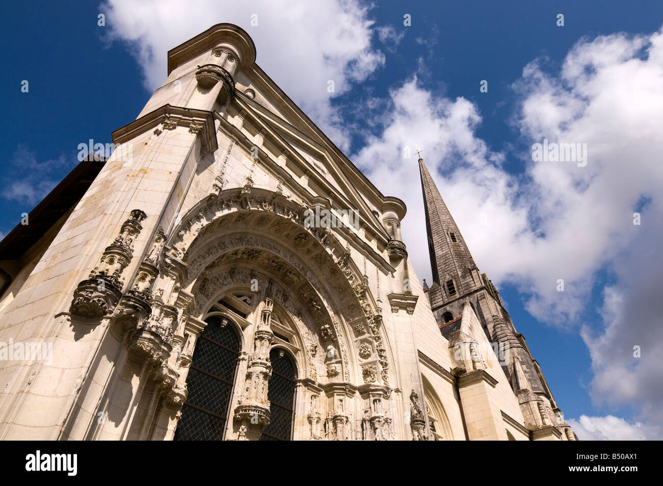 Arched porch hi-res stock photography and images - Alamy