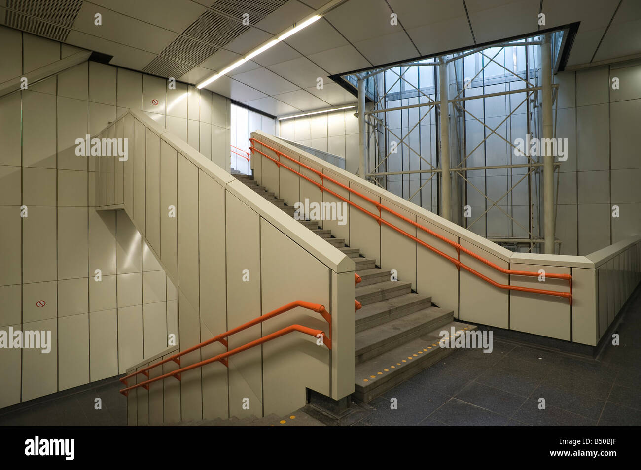 Vienna Underground Line U3 Station Westbahnhof Stock Photo - Alamy