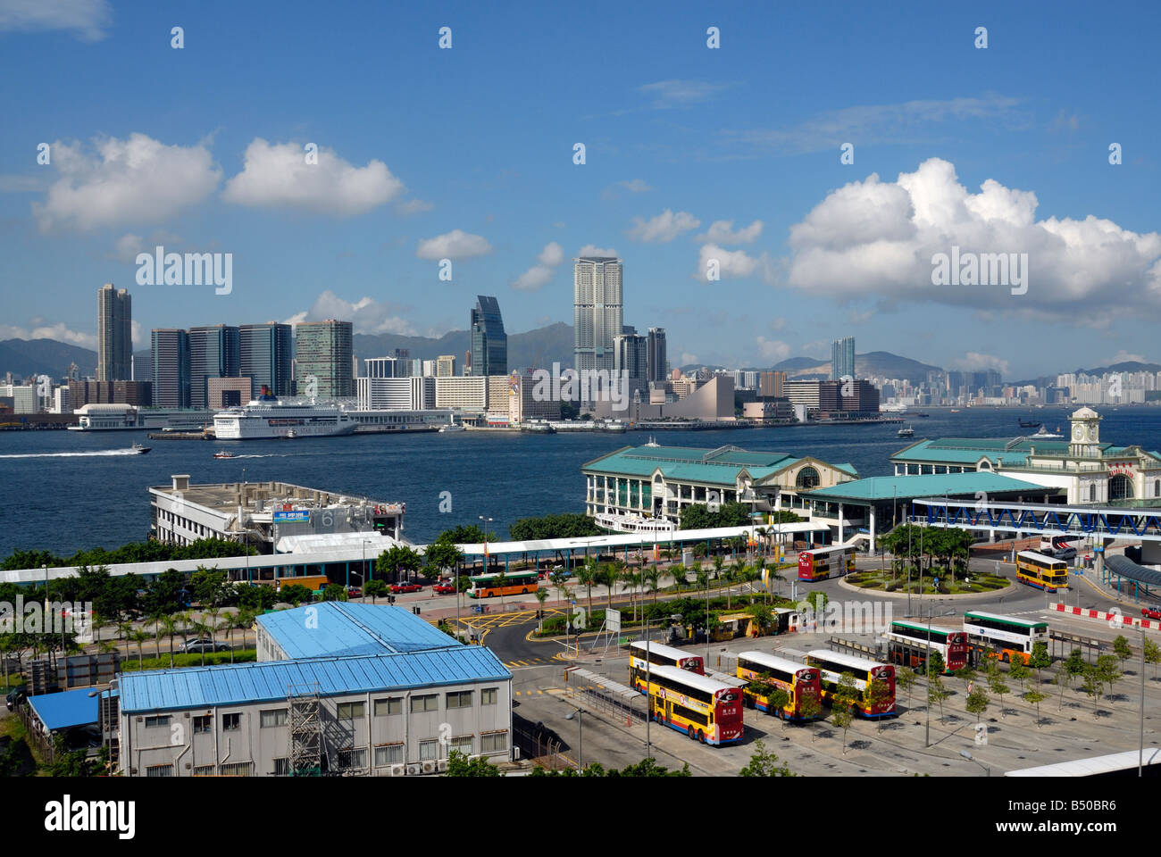 Kowloon station hi-res stock photography and images - Alamy