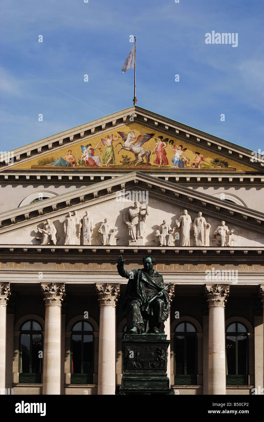 Monument of King Max I. Joseph in front of the Bayerische Staatsoper ...