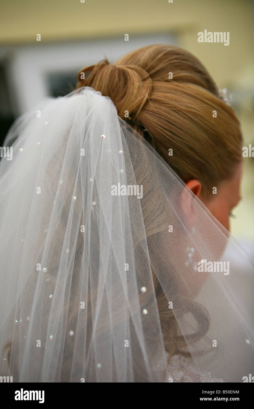 Brides hi-res stock photography and images - Alamy