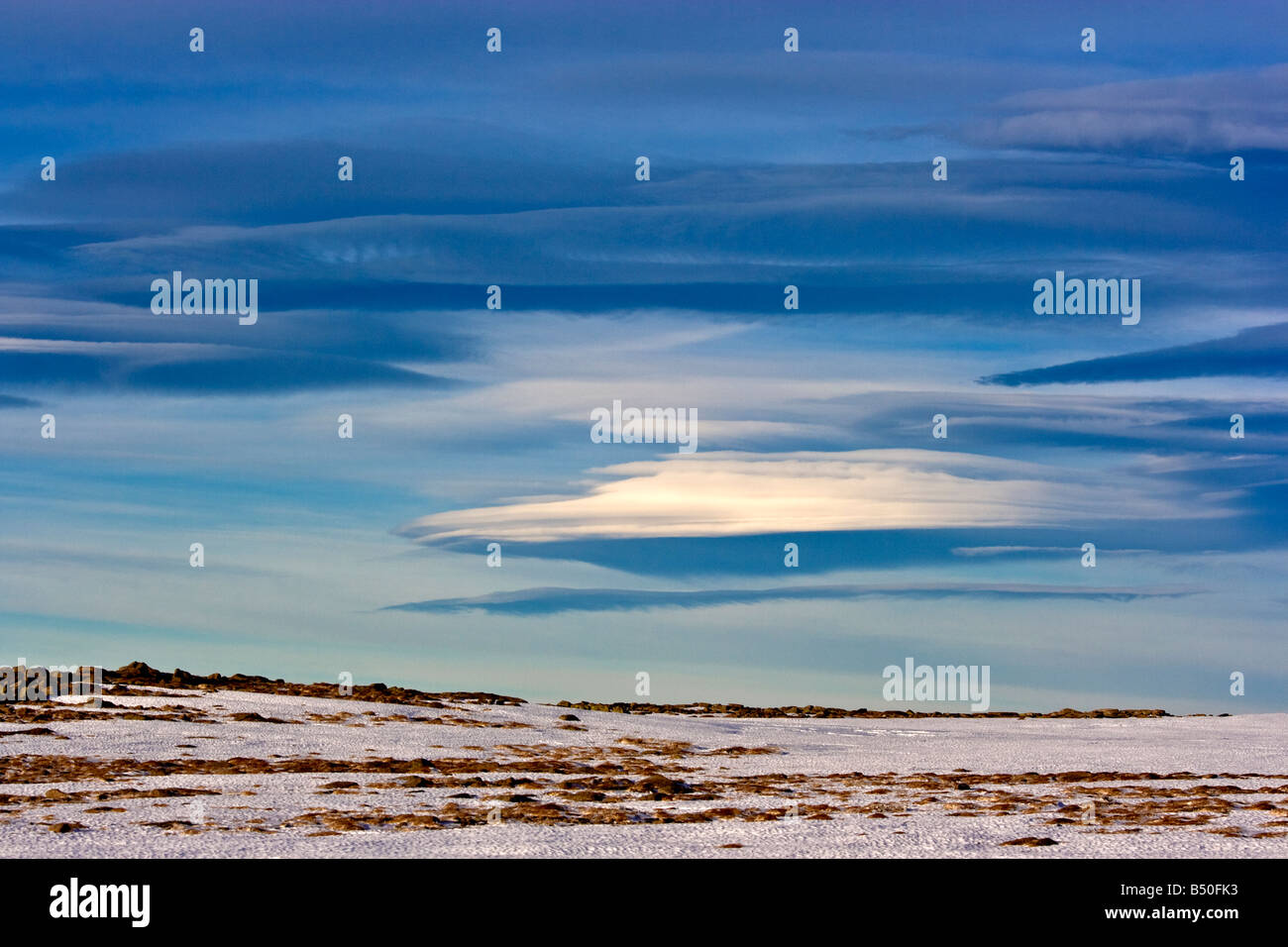 Lenticular clouds highlands hi-res stock photography and images - Alamy