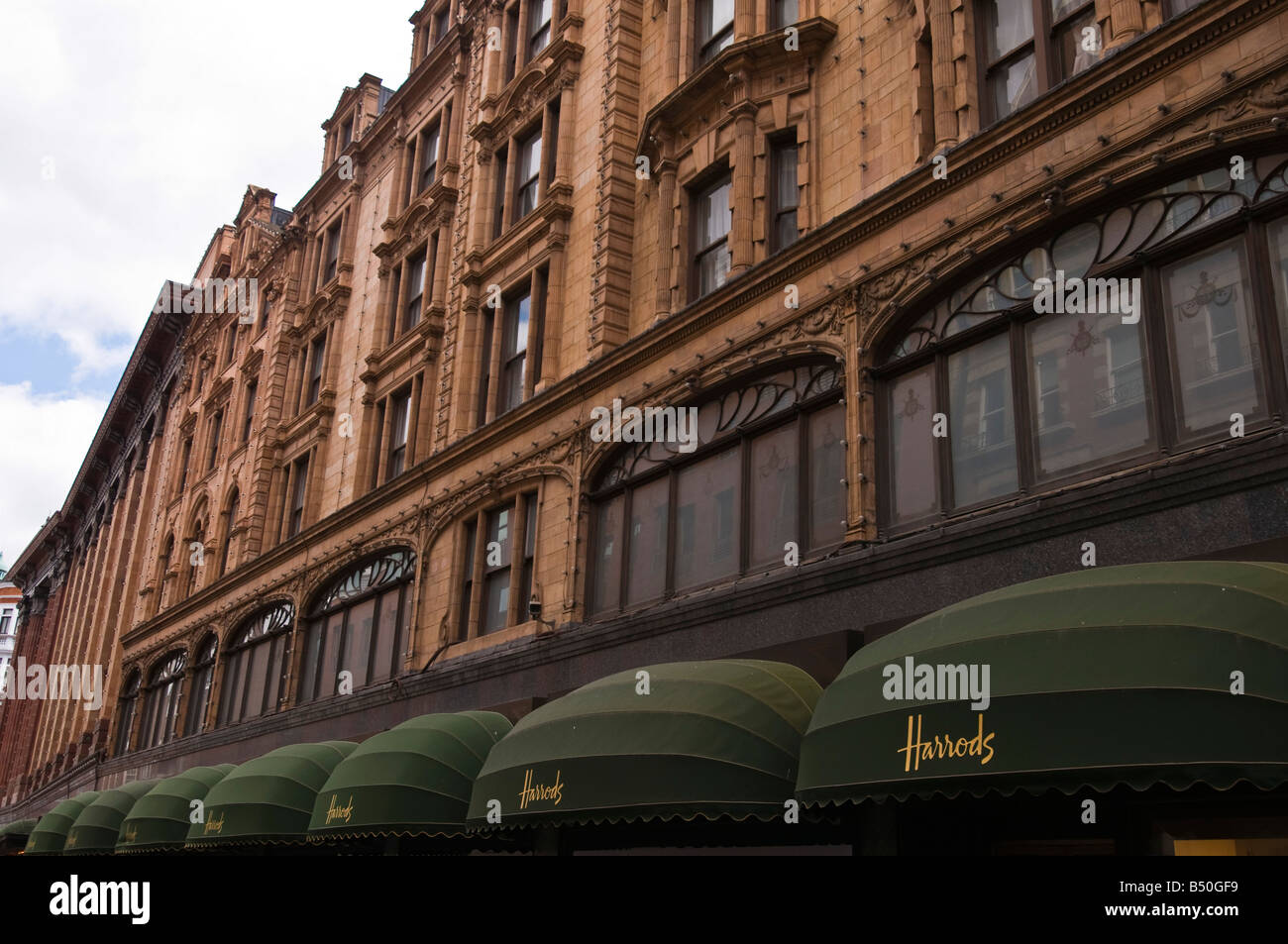 Shopping department store uk hi-res stock photography and images - Alamy