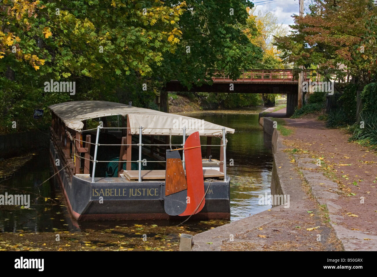 Mule barge hi-res stock photography and images - Alamy