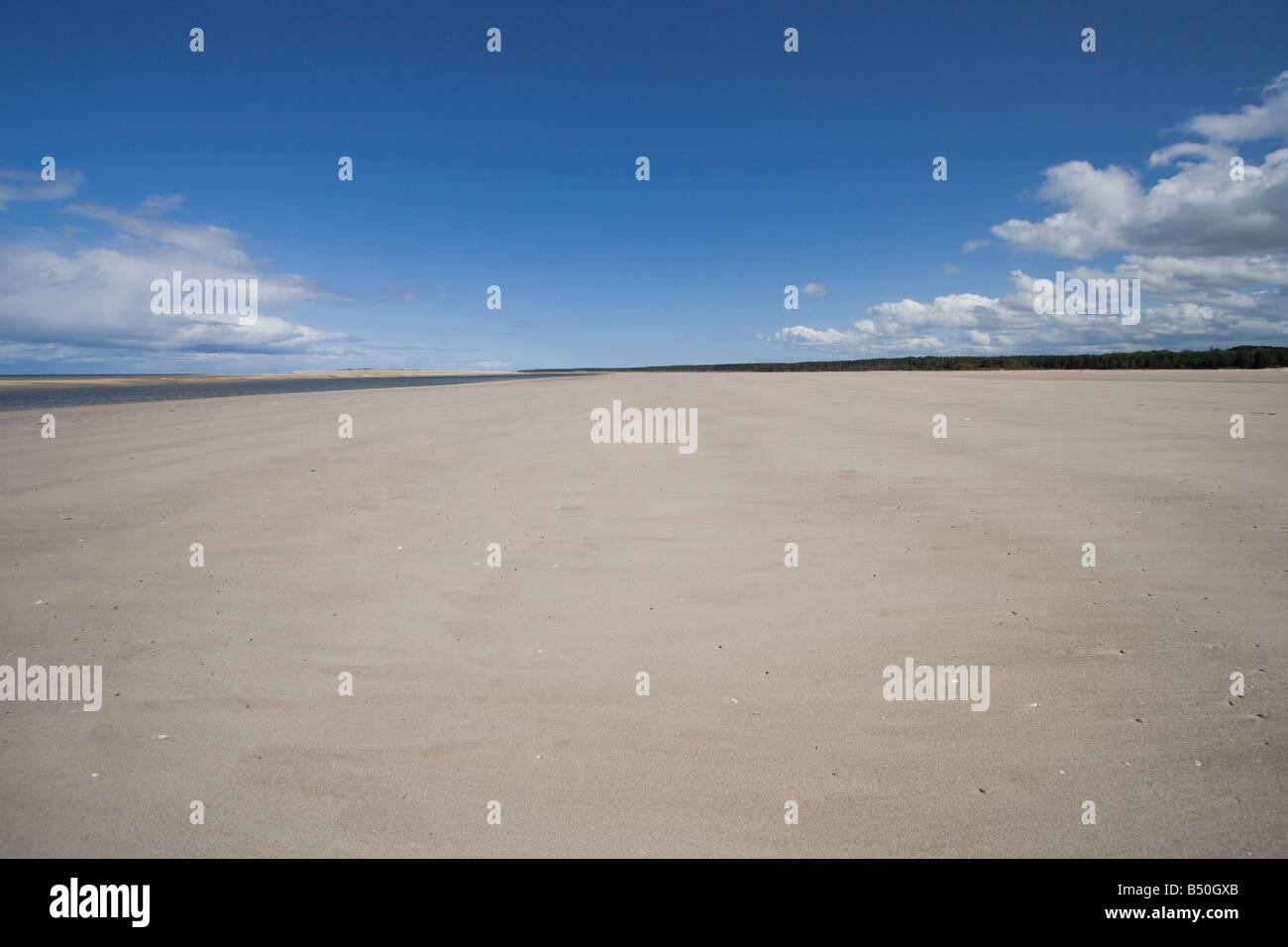 Low tide and smooth sand - Nairn Beach Stock Photo - Alamy