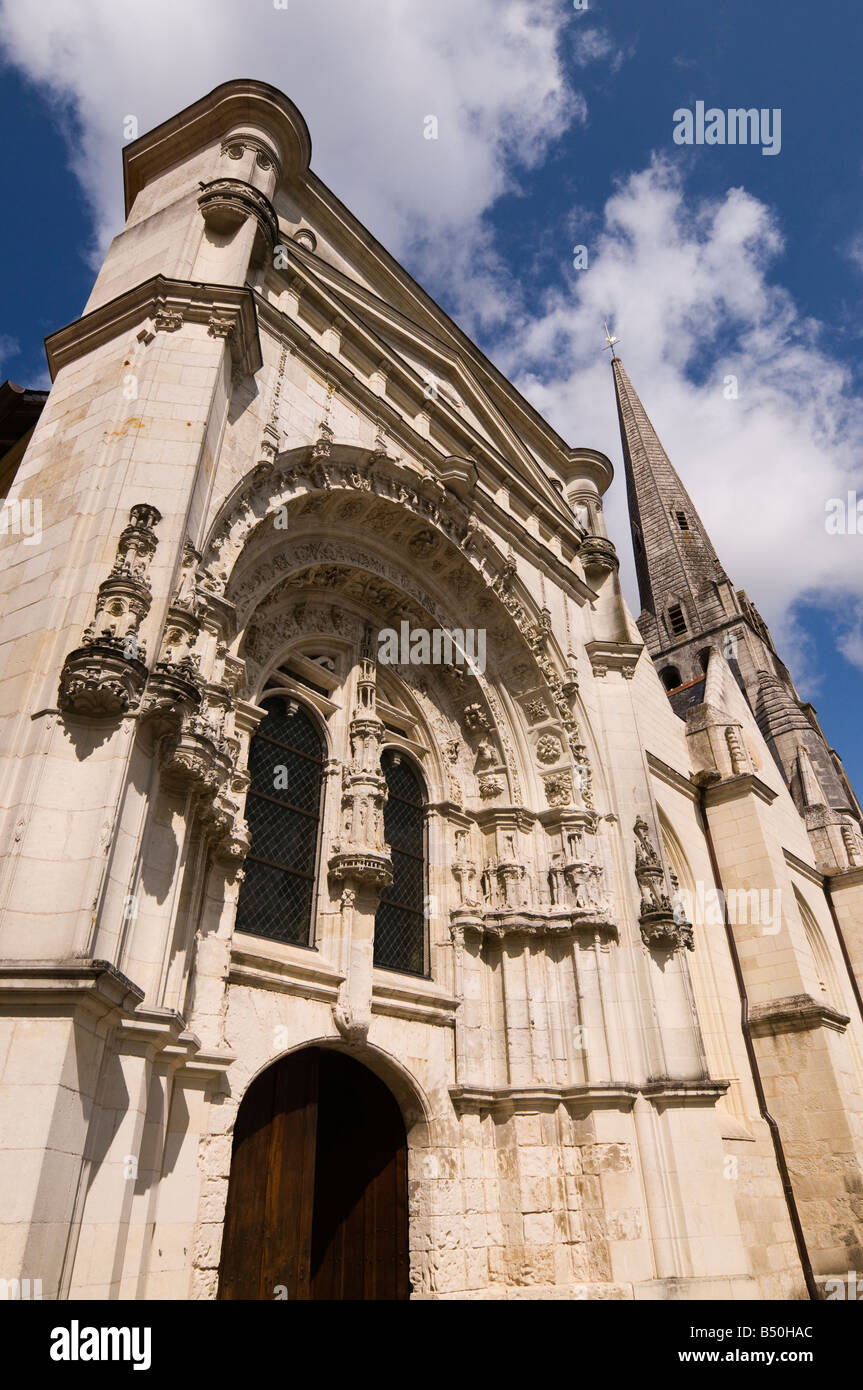 Renaissance entrance porch to the church of Saint-Pierre-du-Marché ...