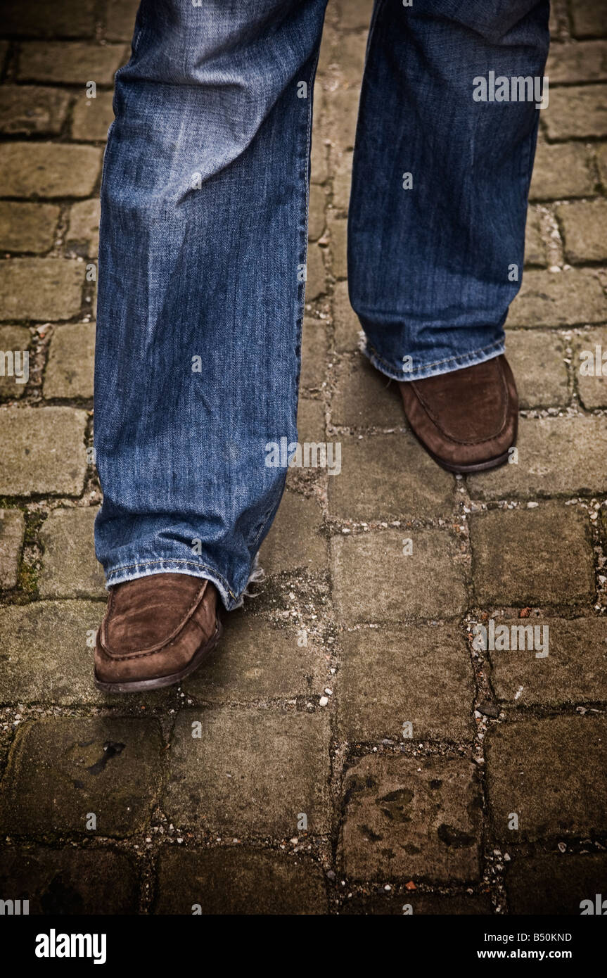 Walking Men High Resolution Stock Photography and Images - Alamy