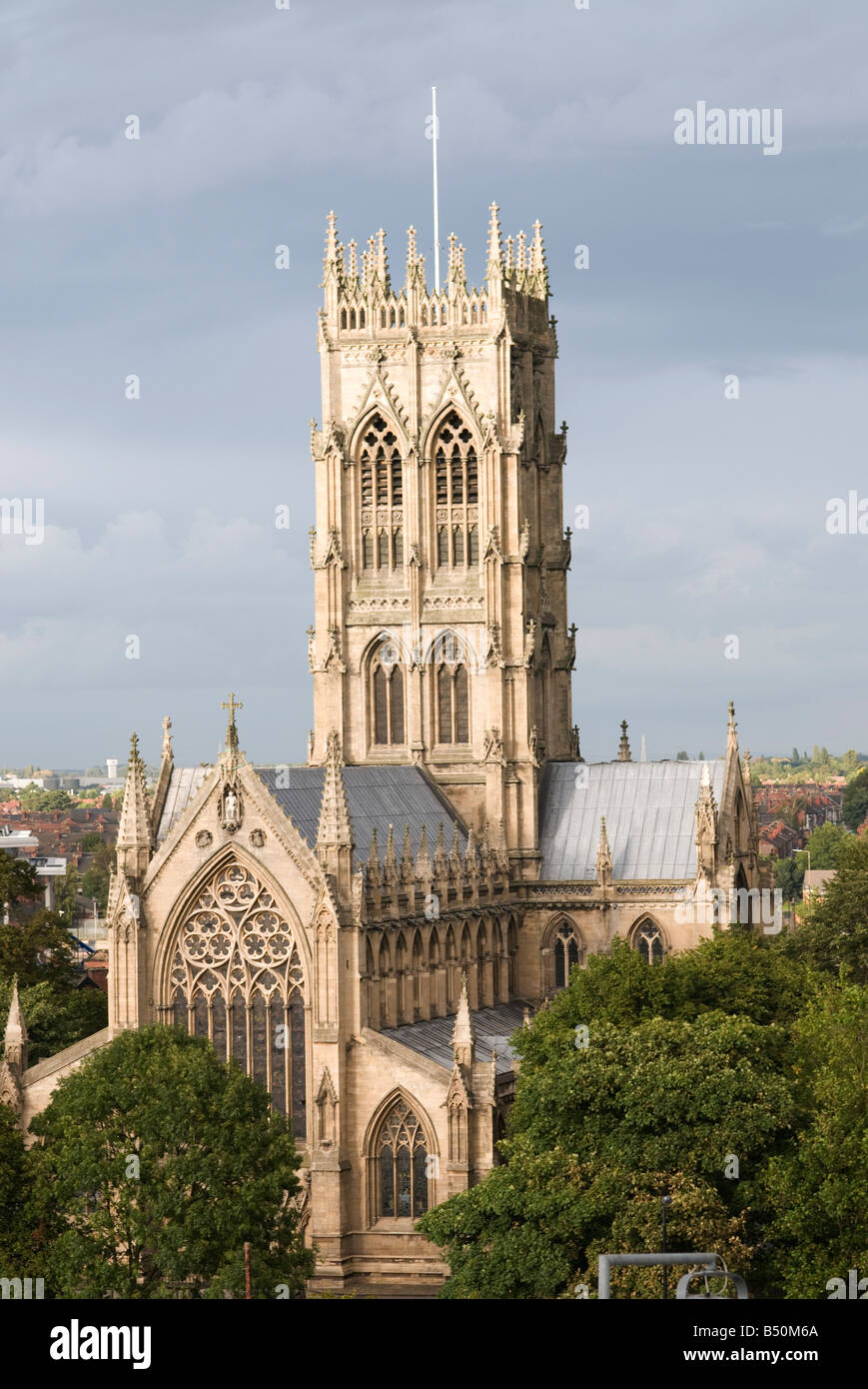 St george minster doncaster hi-res stock photography and images - Alamy