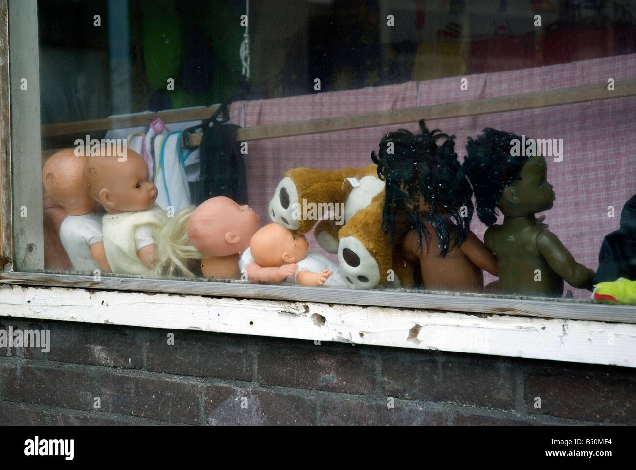 Dolly model hi-res stock photography and images - Alamy