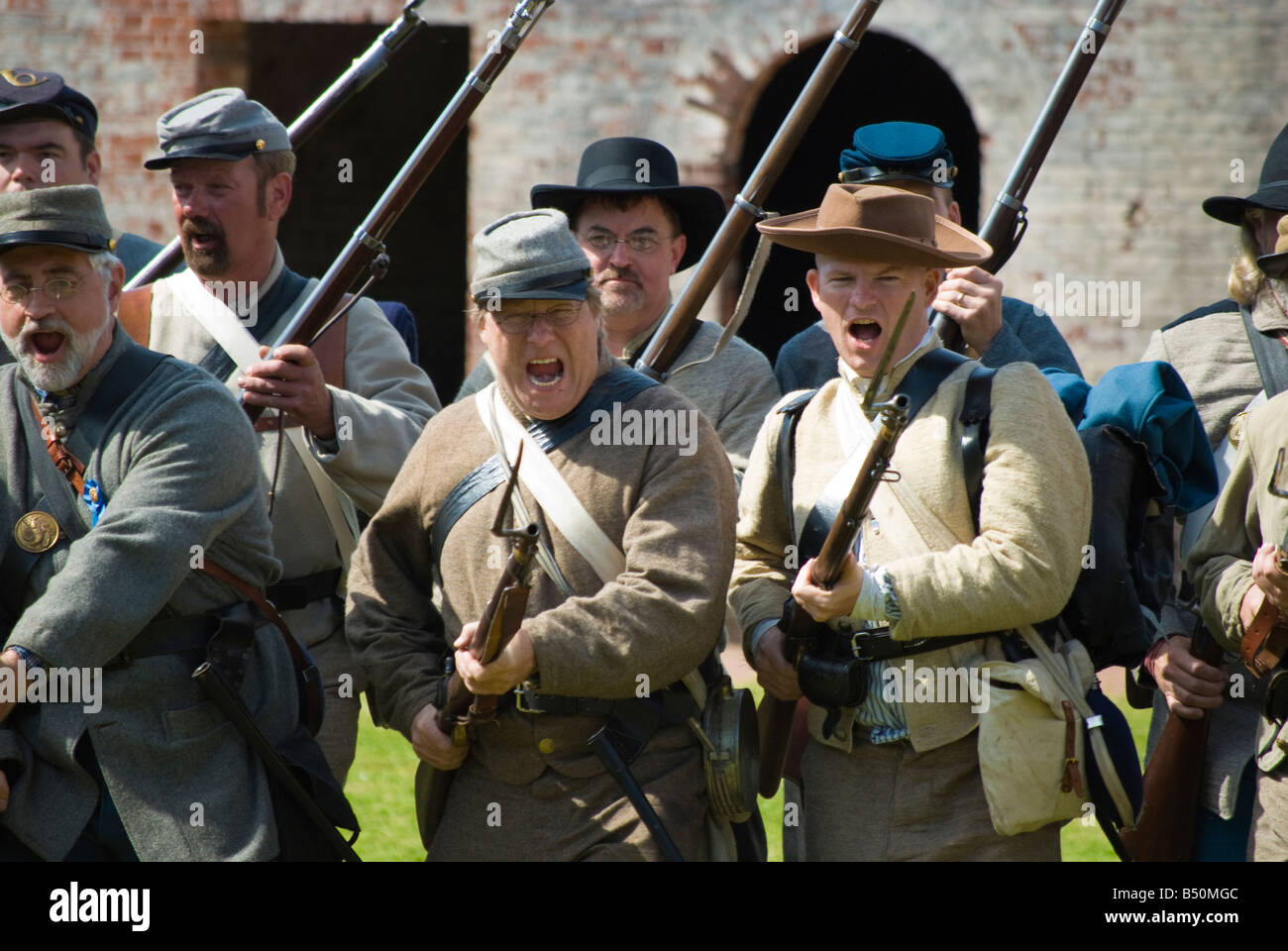 Group of civil war soldiers hi-res stock photography and images - Alamy
