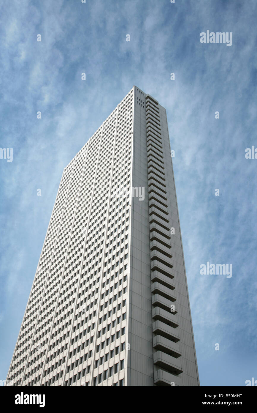 Skyscraper in Tokyo Japan, in the Shinjuku area Stock Photo - Alamy