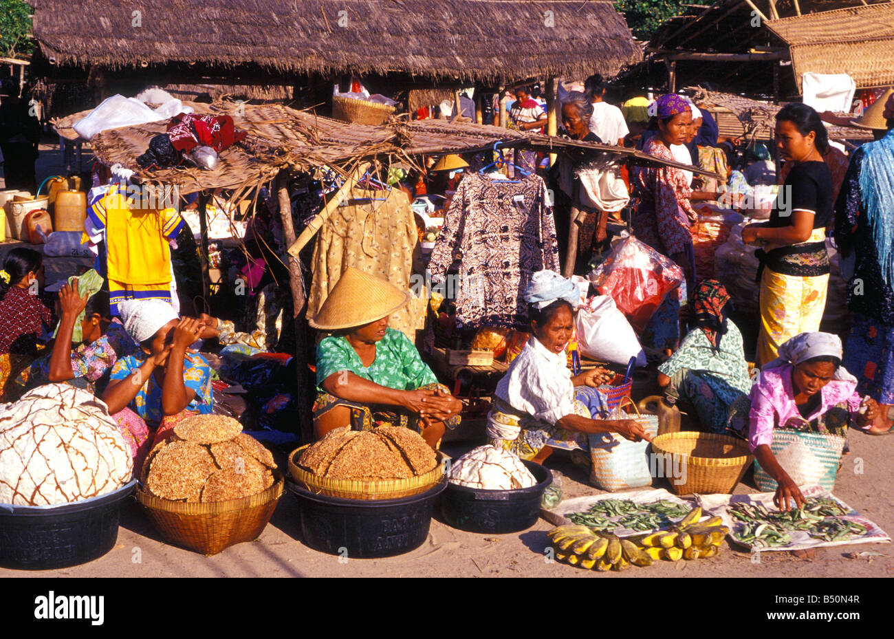 sasak market kuta lombok indonesia Stock Photo - Alamy