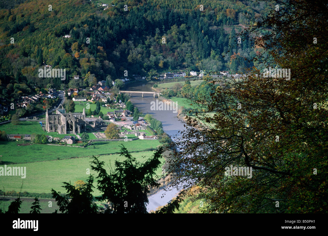 Tintern abbey river wye hi-res stock photography and images - Alamy