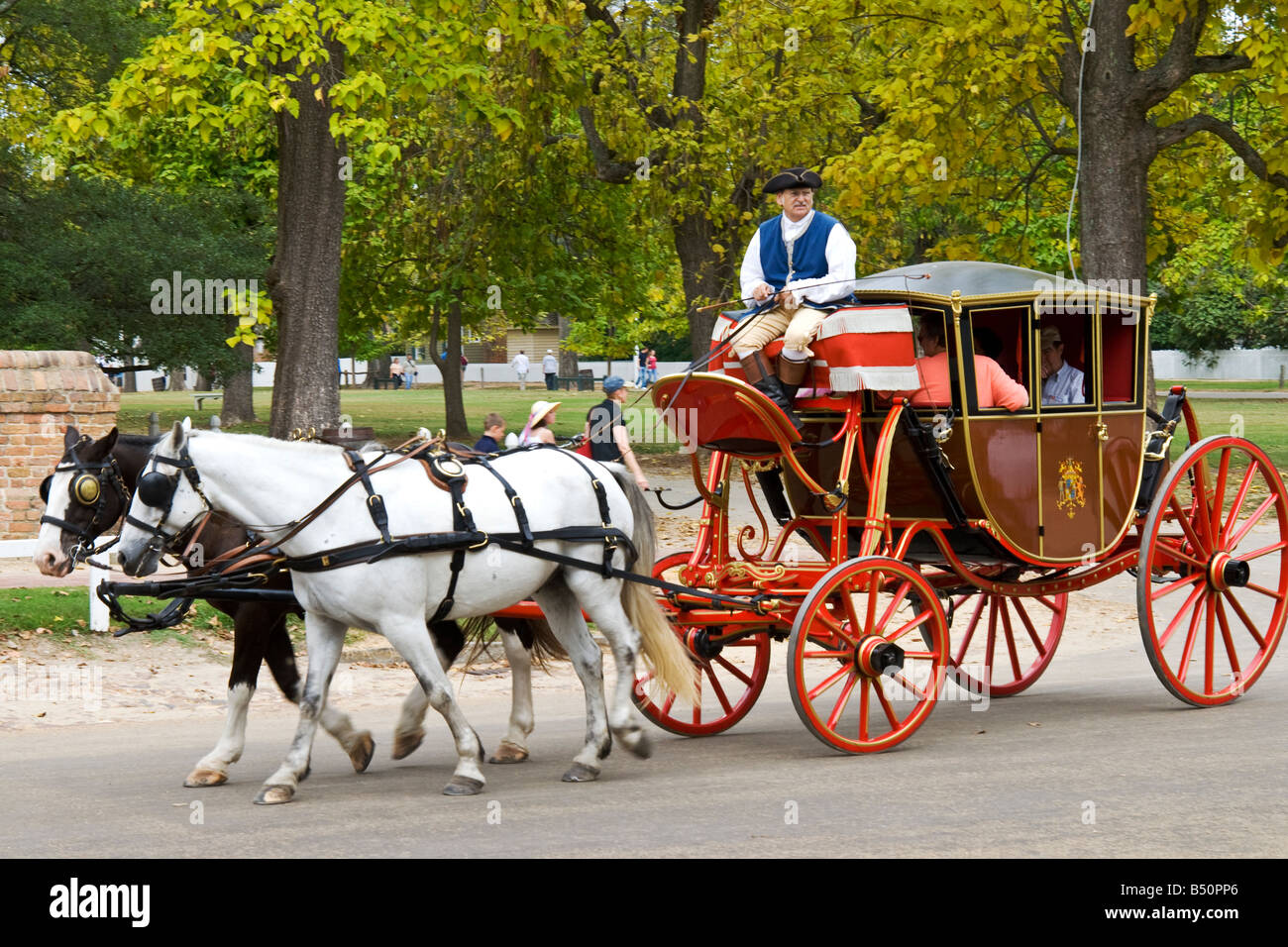 Horse drawn carriage in Colonial Williamsburg Stock Photo - Alamy