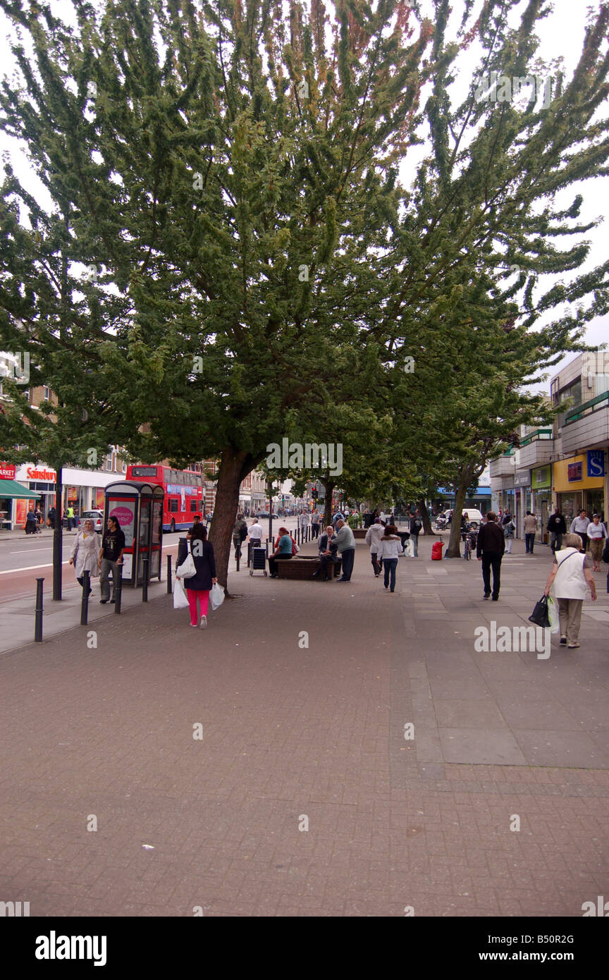 Kilburn High Road London Stock Photos & Kilburn High Road London Stock ...