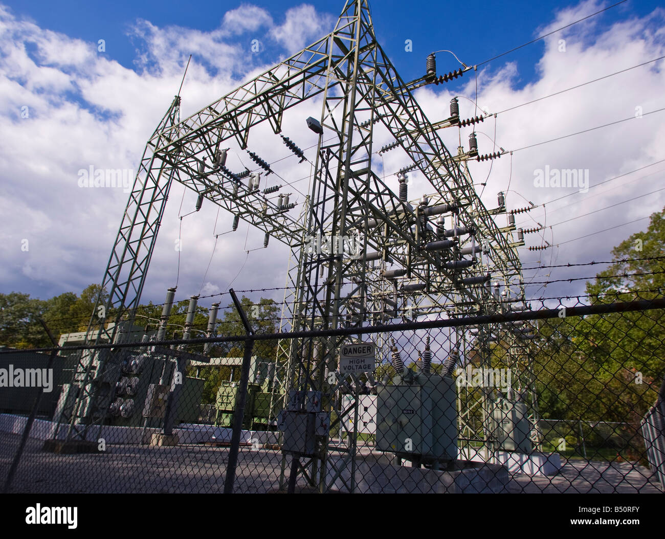 Danger power cables hi-res stock photography and images - Alamy
