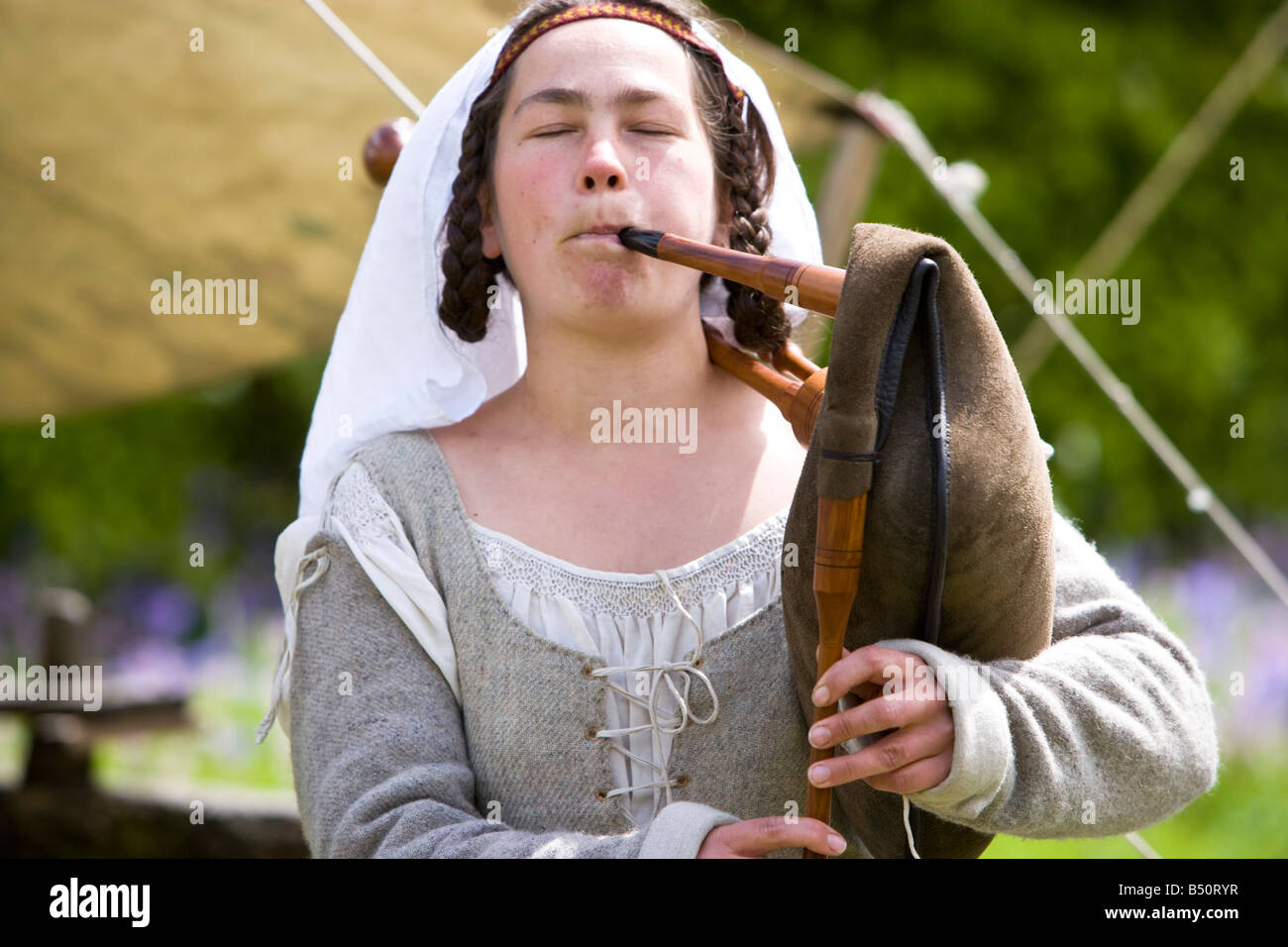 Scottish small pipes music hi-res stock photography and images - Alamy