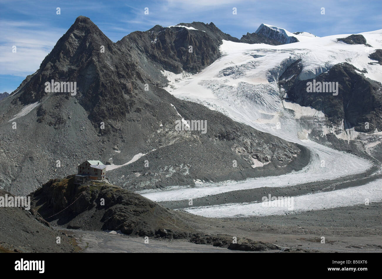 Cabane des Dix, Mont Blanc de Cheilon and the Glacier de Cheilon Stock ...