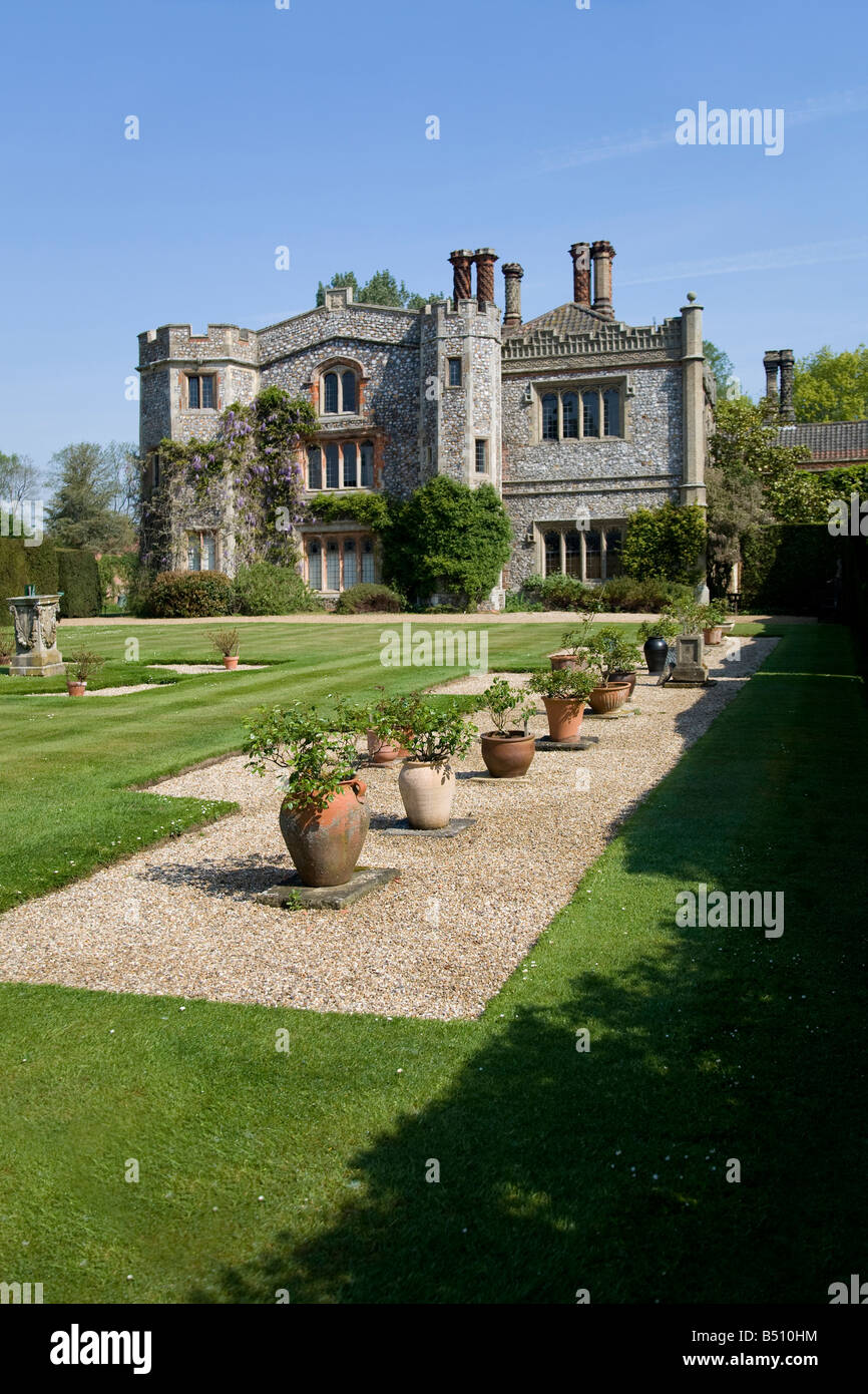 Mannington Hall Garden High Resolution Stock Photography and Images - Alamy