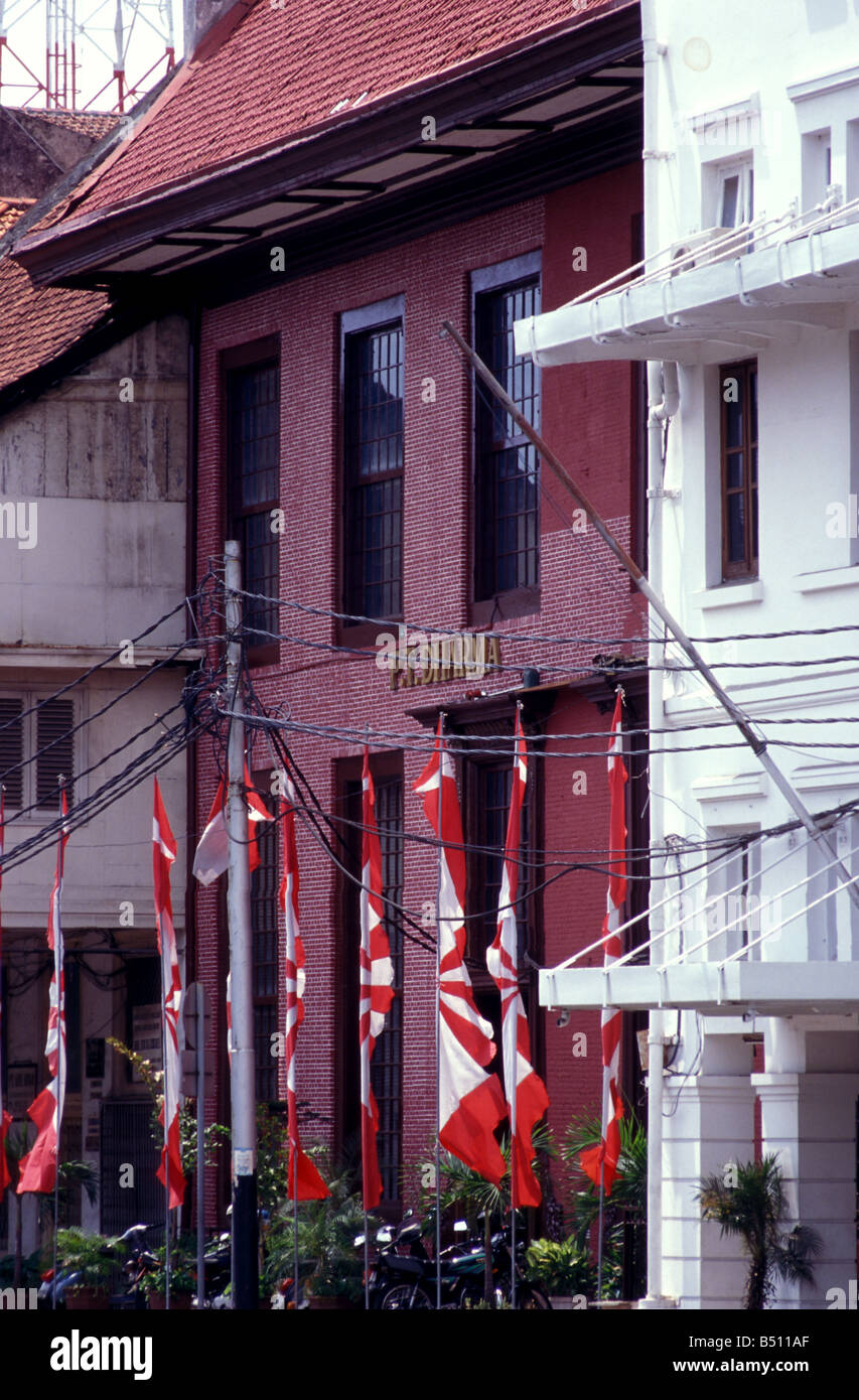 Jakarta toko merah hi-res stock photography and images - Alamy