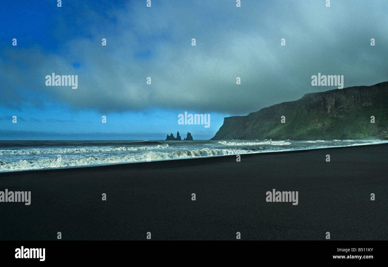 Reynisdrangar pillars hi-res stock photography and images - Alamy