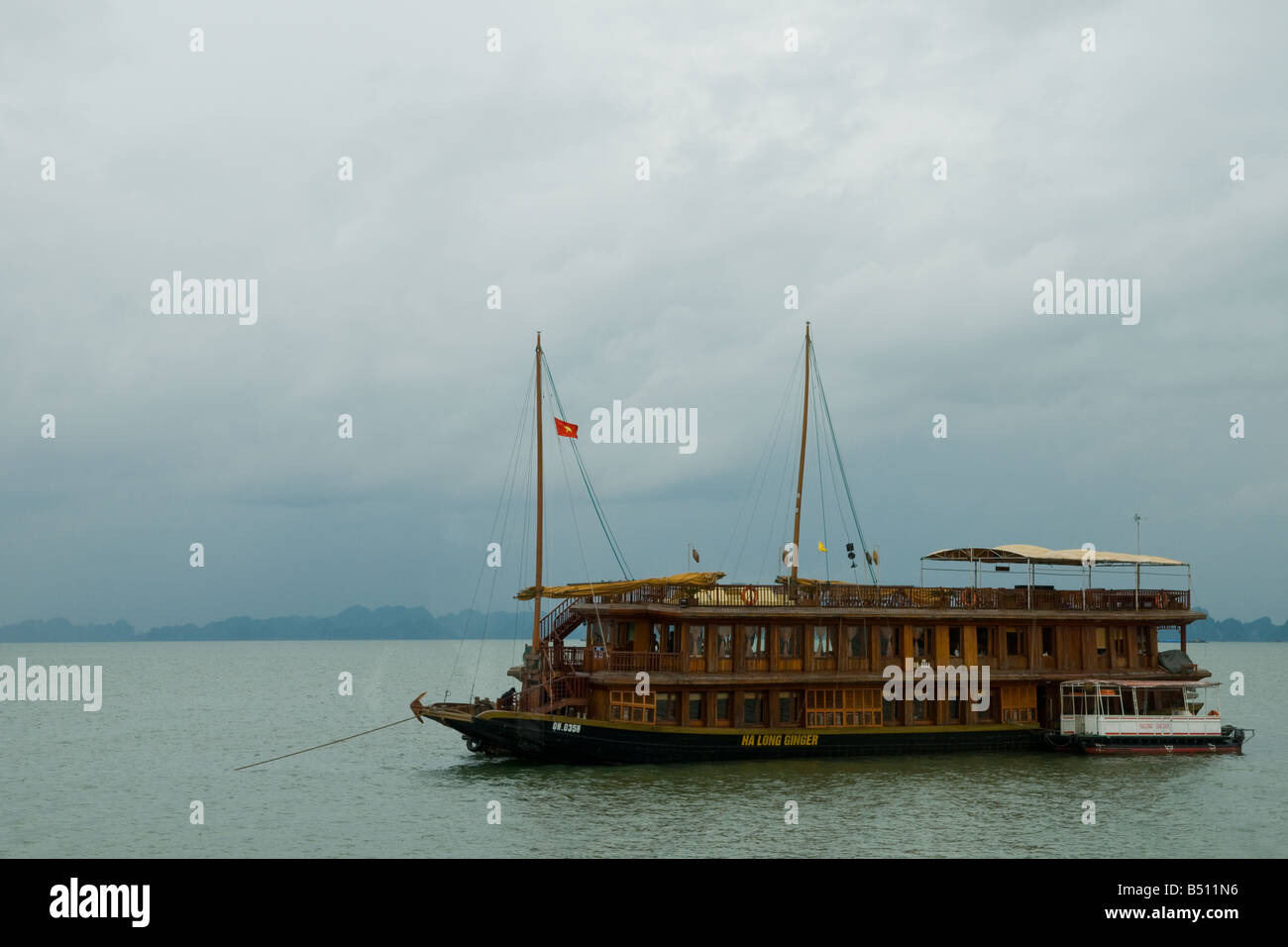 Tourist Junk (traditional sailboat) in Halong Bay, Vietnam Stock Photo ...