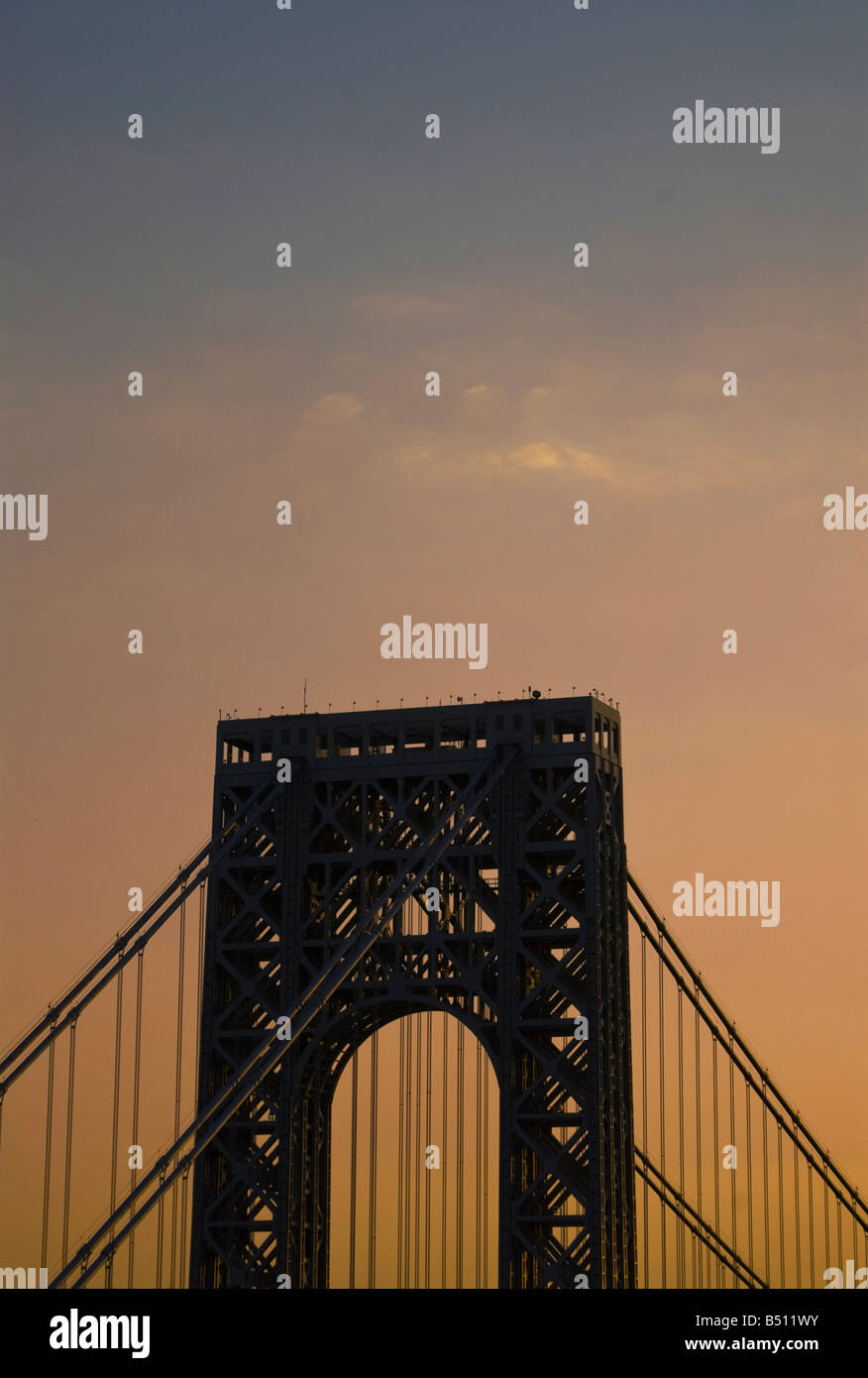 View of the George Washington Bridge in Manhattan at sunset Stock Photo ...