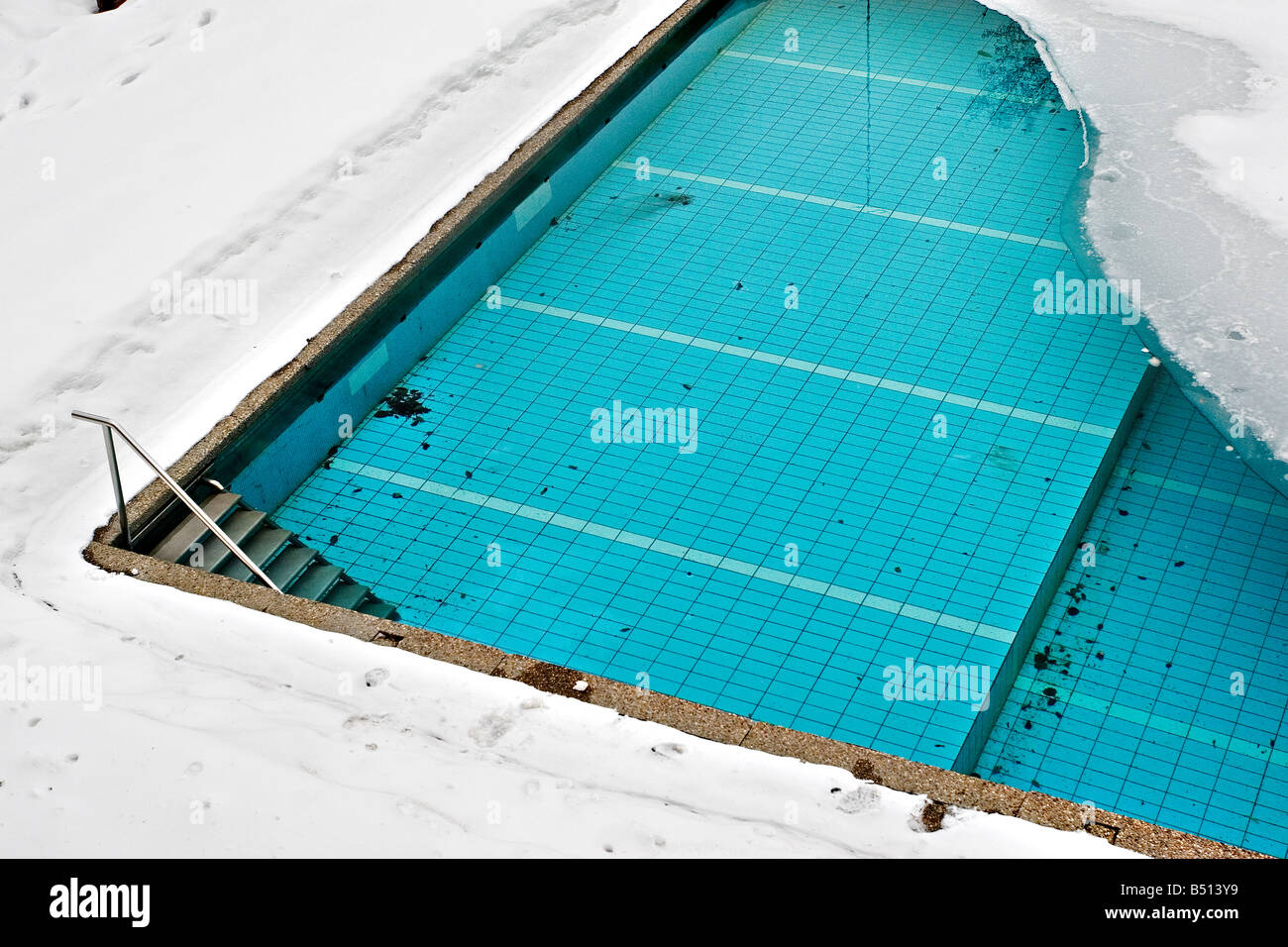 Switzerland pool hi-res stock photography and images - Alamy