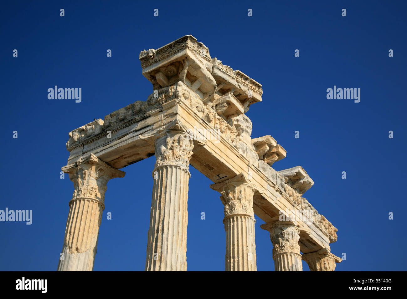 Ancient construction hi-res stock photography and images - Alamy
