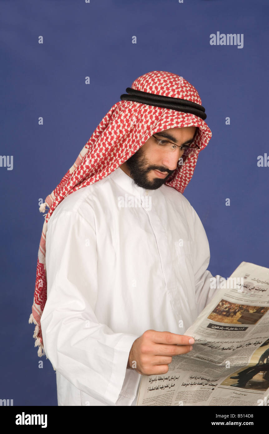 Arabian outfit hi-res stock photography and images - Alamy