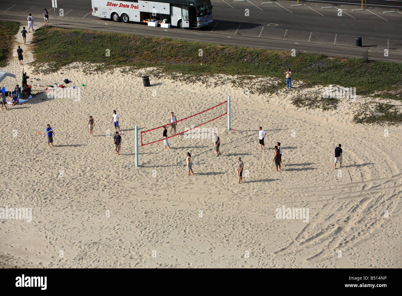 Overhead volley hi-res stock photography and images - Alamy