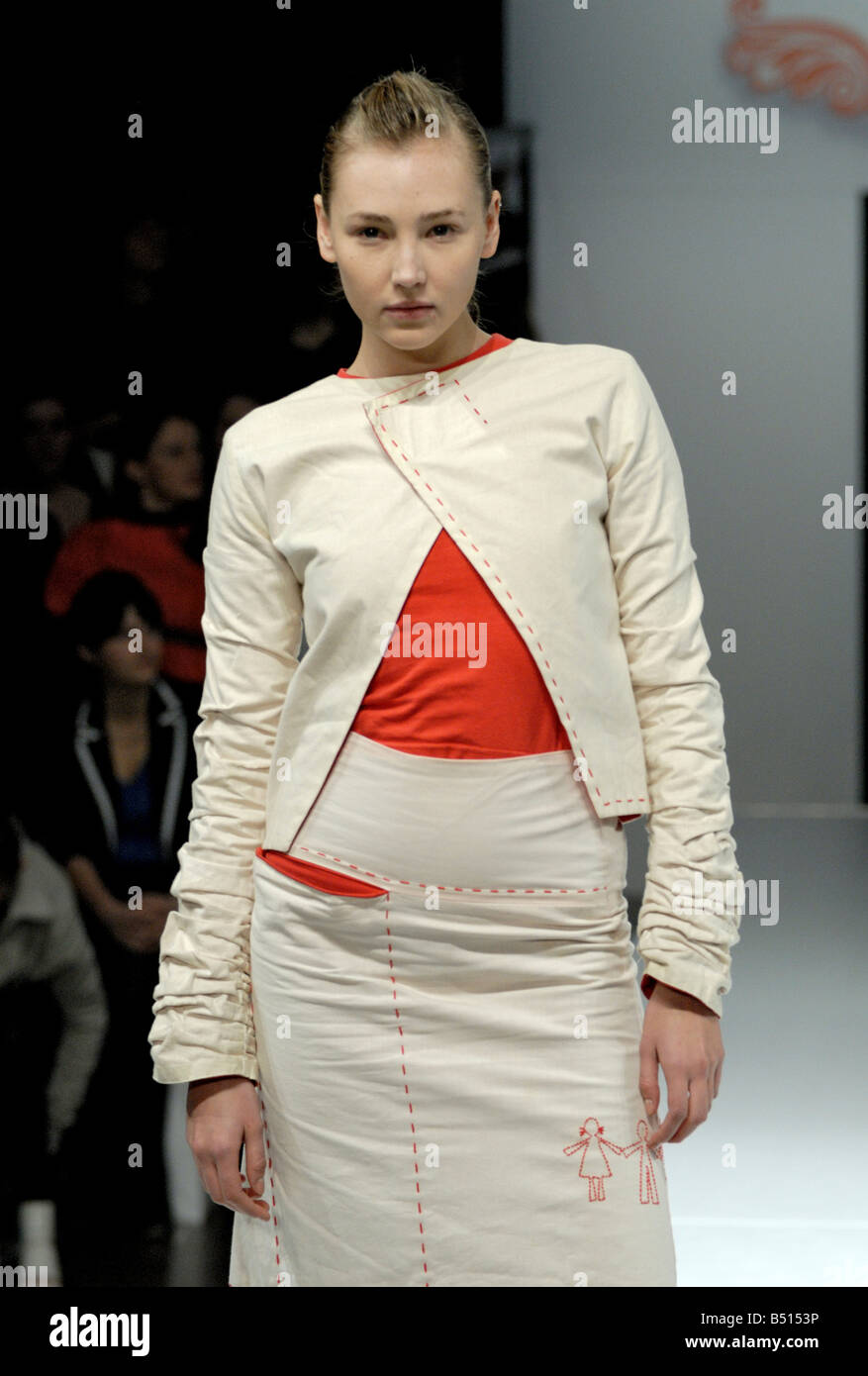 Female model at fashion show Stock Photo - Alamy