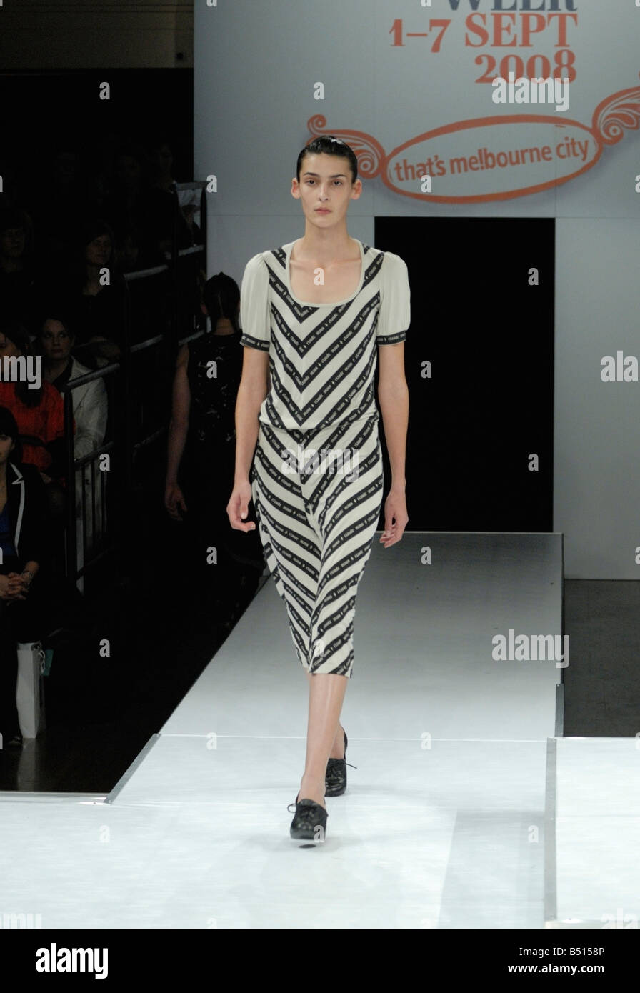 Female model at fashion show Stock Photo - Alamy