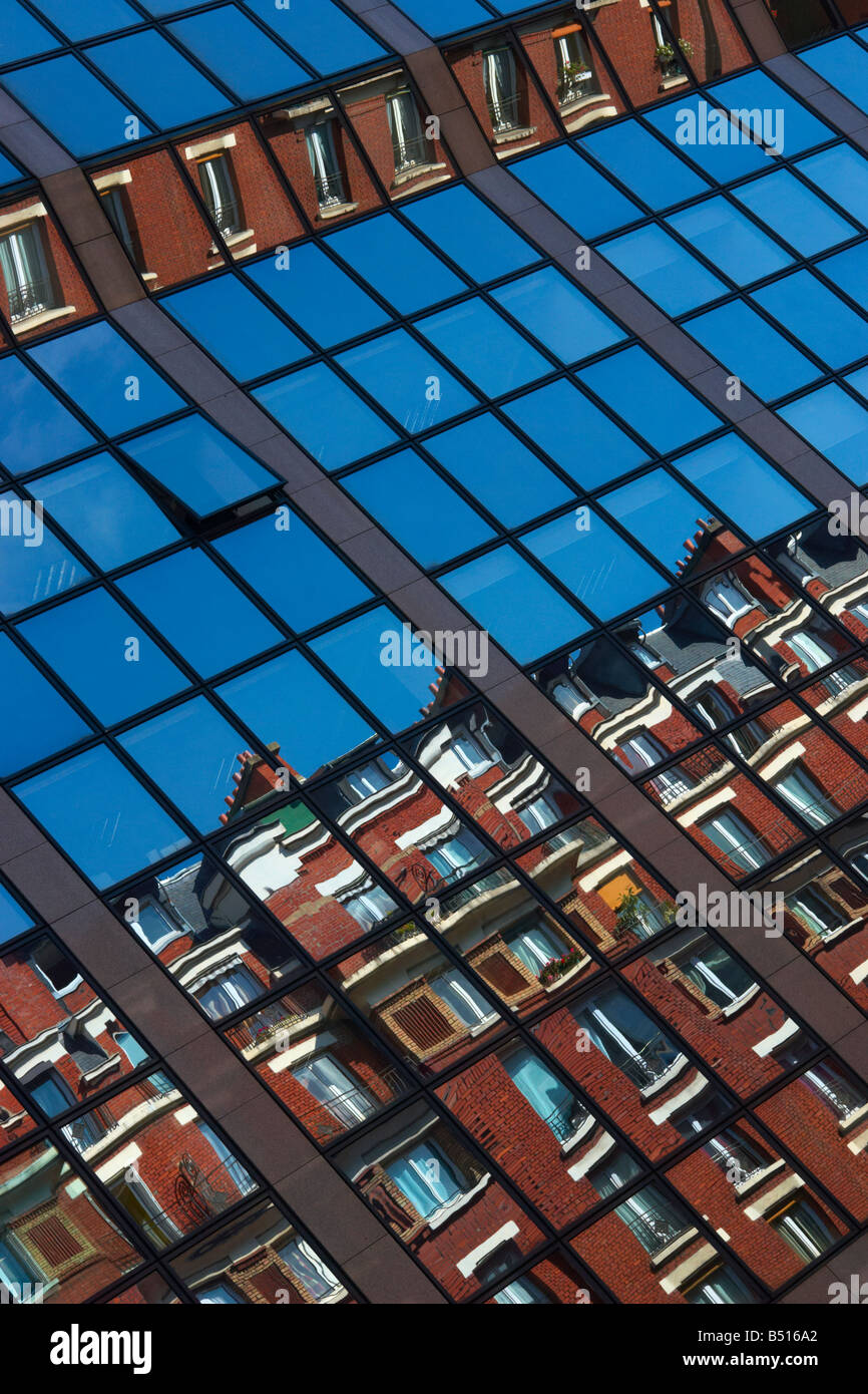 Modern french glass architecture hi-res stock photography and images ...