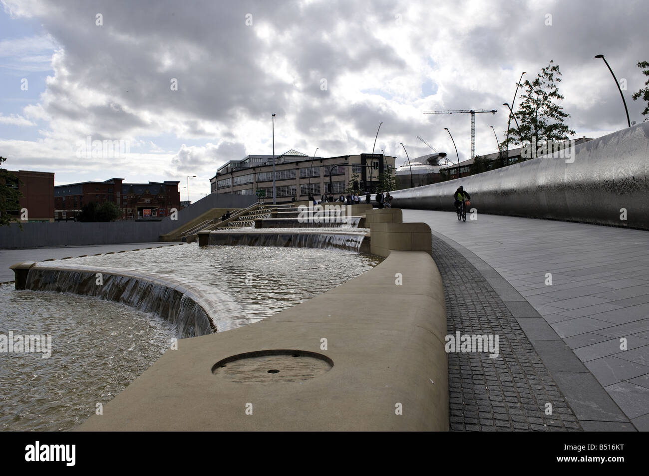 The water feature public area outside Sheffield Railway Station ...
