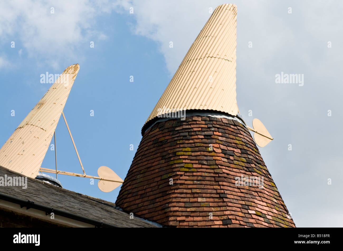 Oast house oasthouse hi-res stock photography and images - Alamy