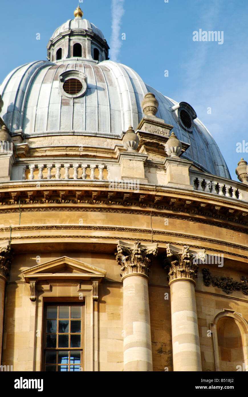 The Radcliffe Camera from ground level Part of the Bodleian Library in ...