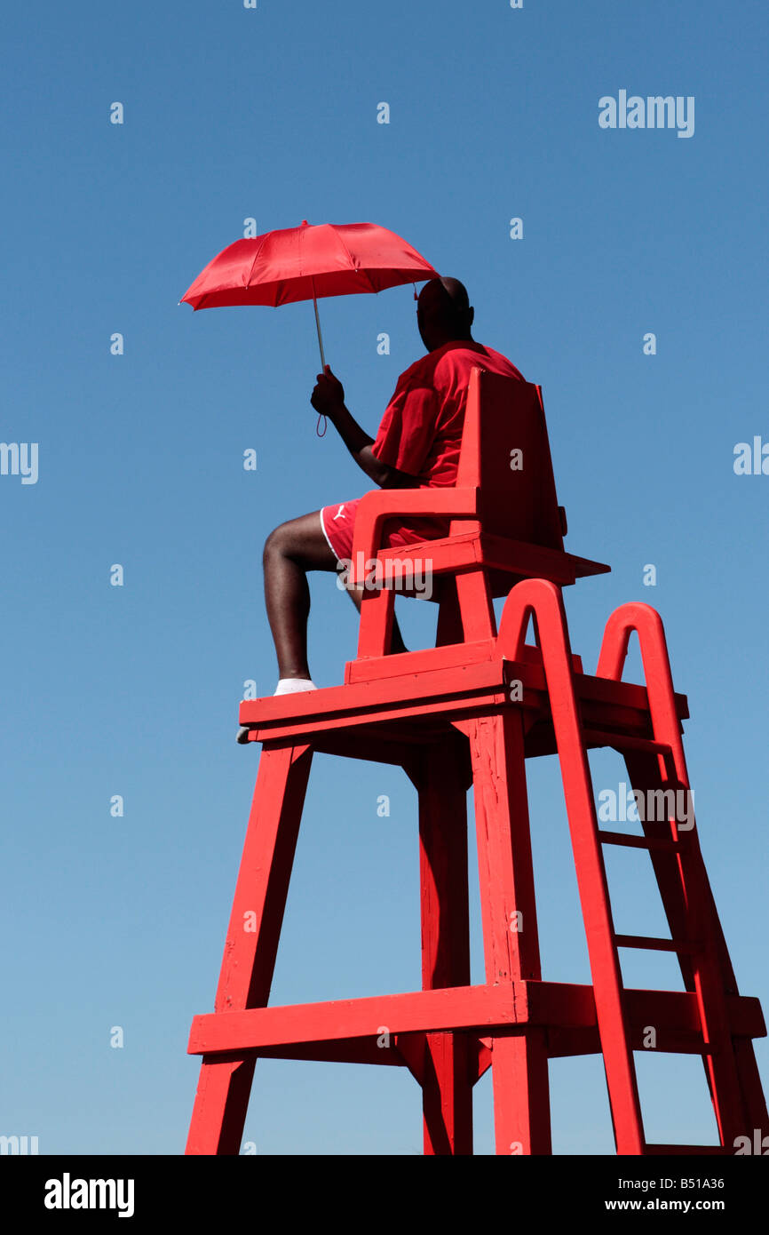 Lifeguarding hi-res stock photography and images - Alamy