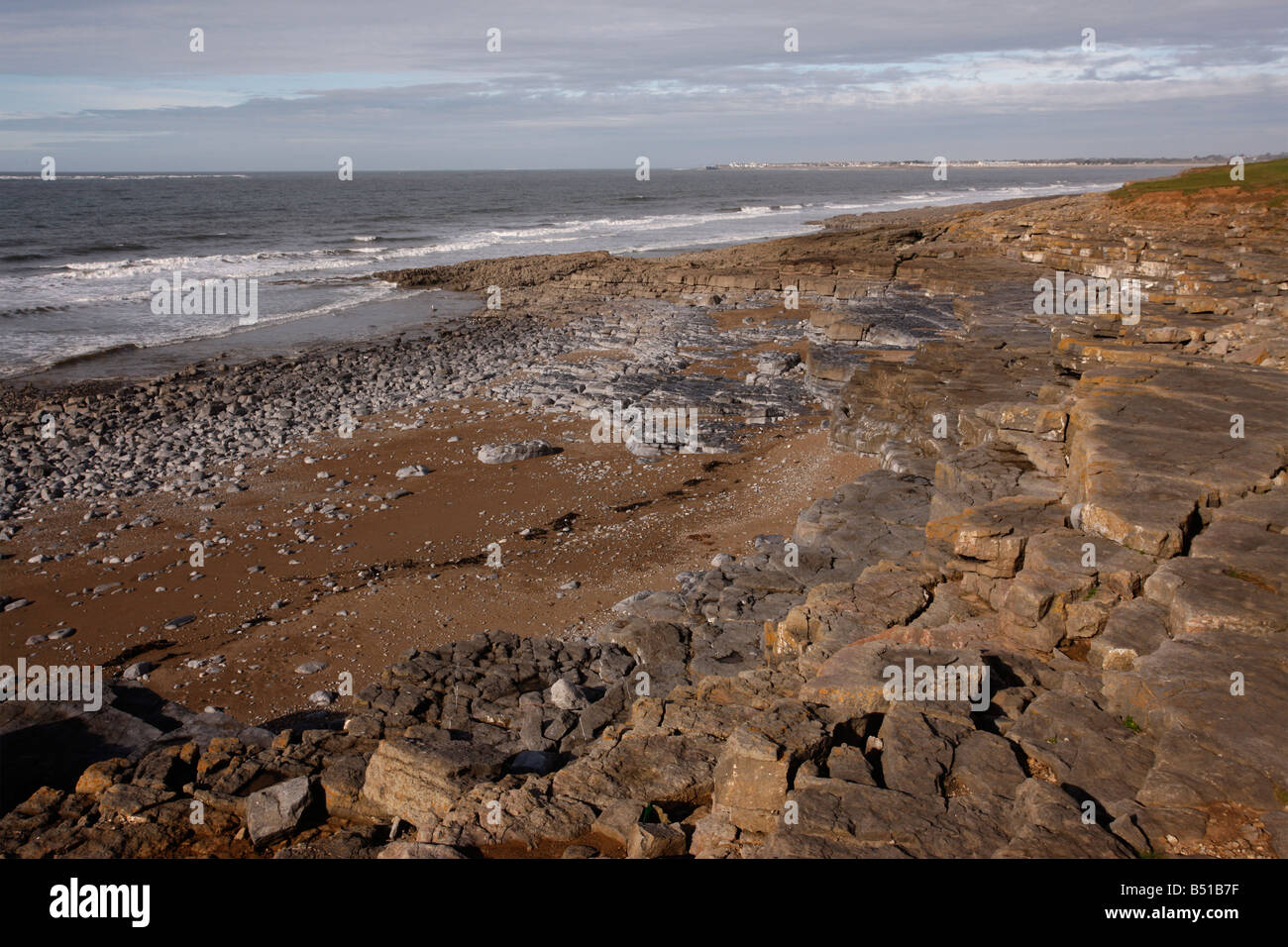 Ogmore by sea hi-res stock photography and images - Alamy