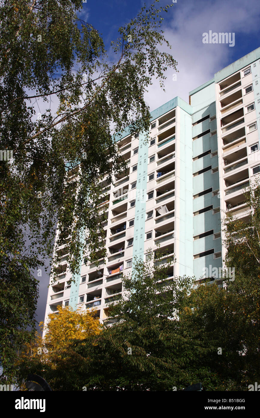 An inner city tower block in Radford, Nottingham, England, U.K Stock ...