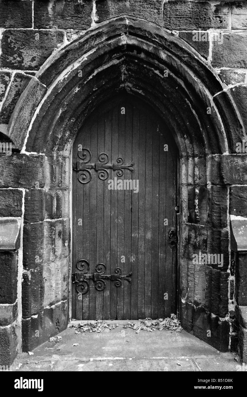 Side archway Black and White Stock Photos & Images - Alamy