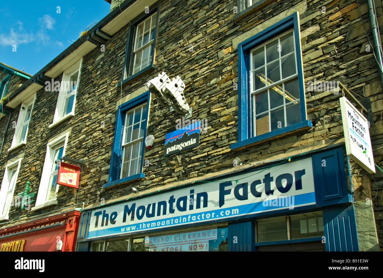 Lake District UK mountain climbing sign ambleside Stock Photo - Alamy