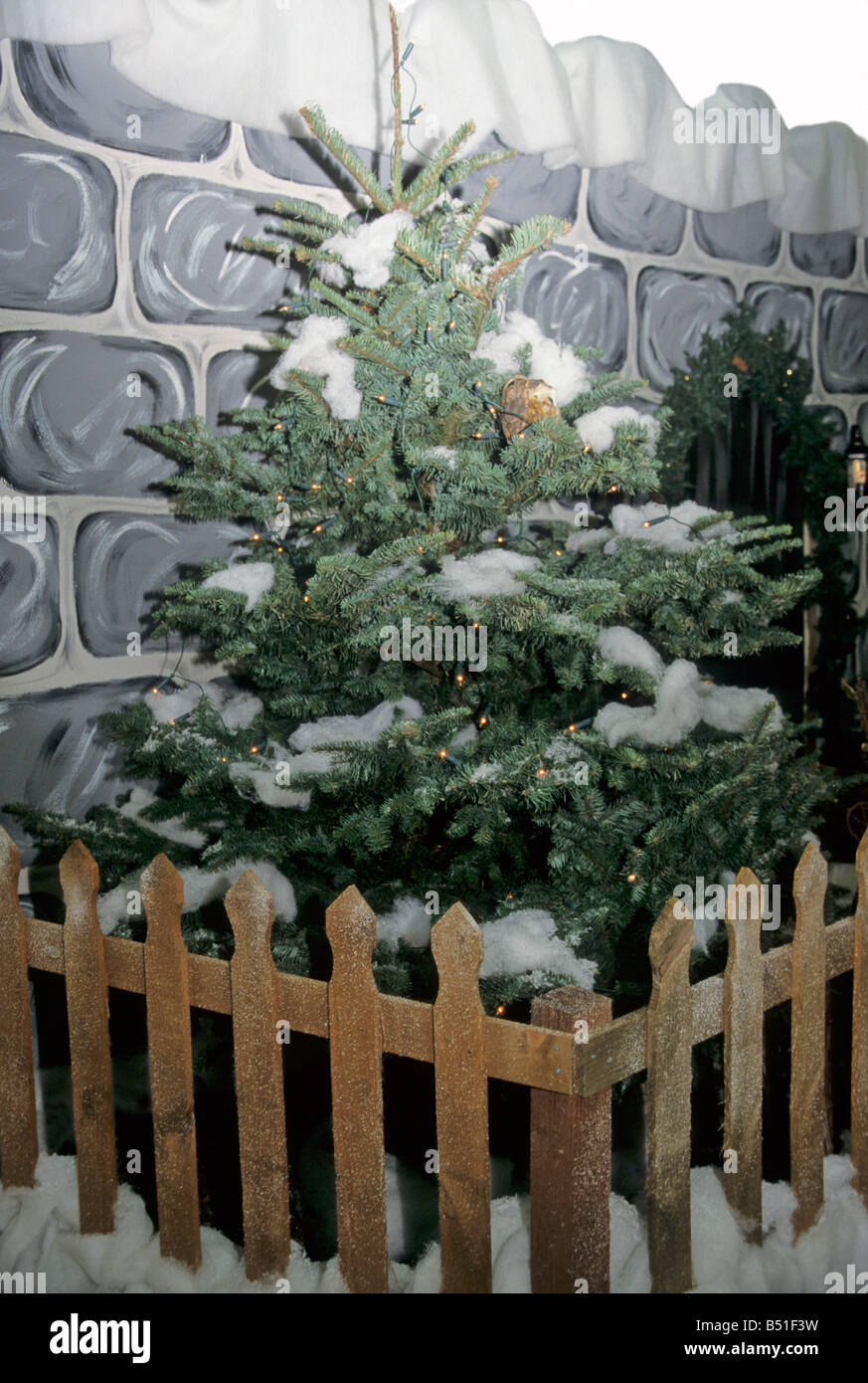 Santa's grotto uk hi-res stock photography and images - Alamy