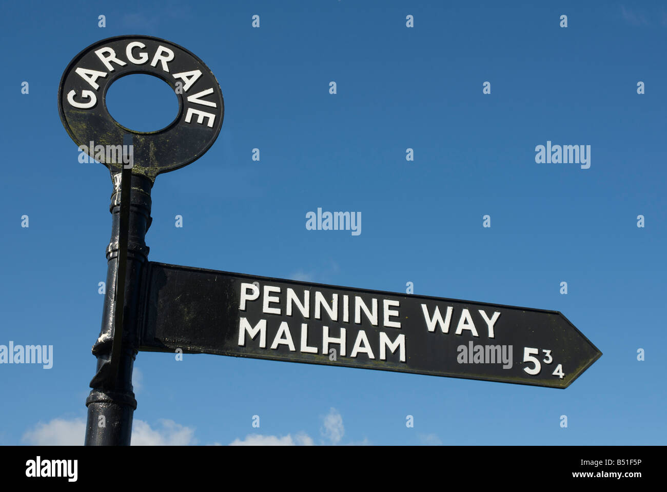 Gargrave to malham hi-res stock photography and images - Alamy