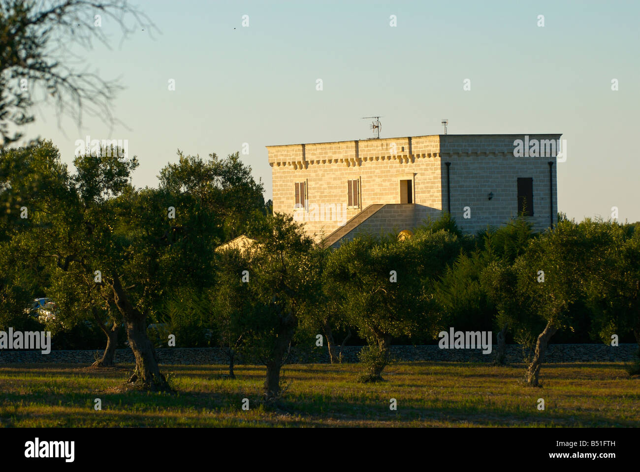 Rural domestic architecture hi-res stock photography and images - Alamy