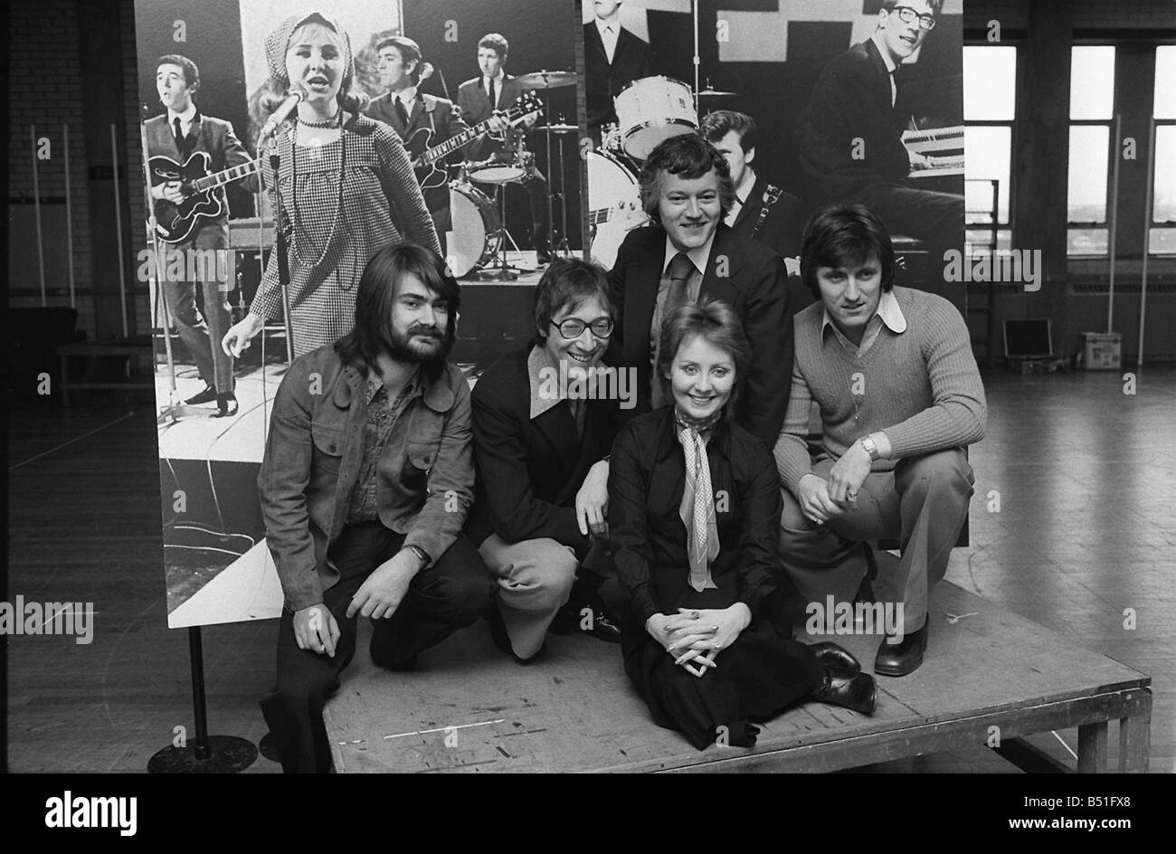 Lulu singer 1960s hi-res stock photography and images - Alamy