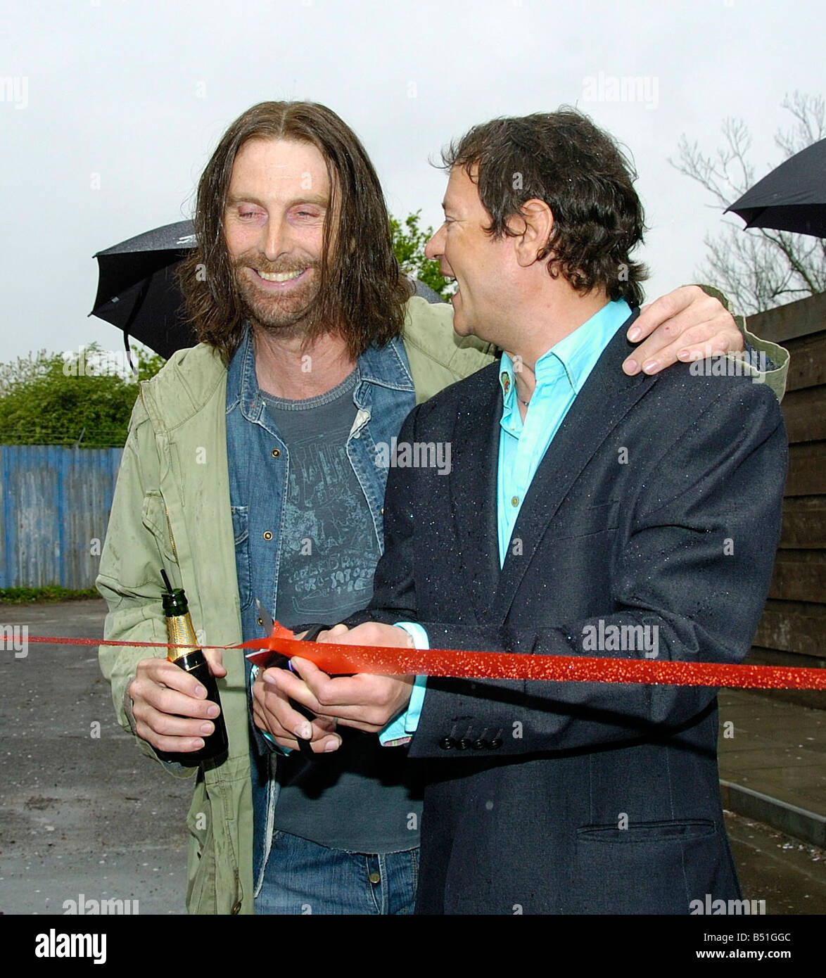 New Shamless set unveiled.Co-writers David Threlfall and Paul Abbott ...