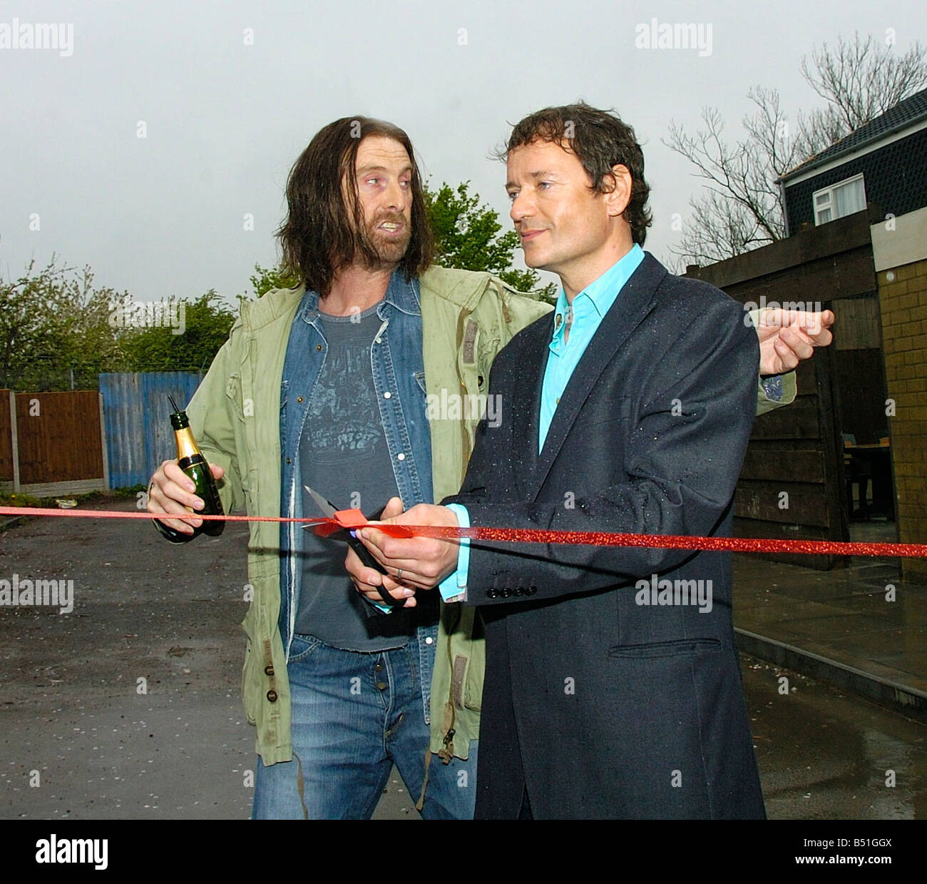 New Shamless set unveiled.Co-writers David Threlfall and Paul Abbott ...